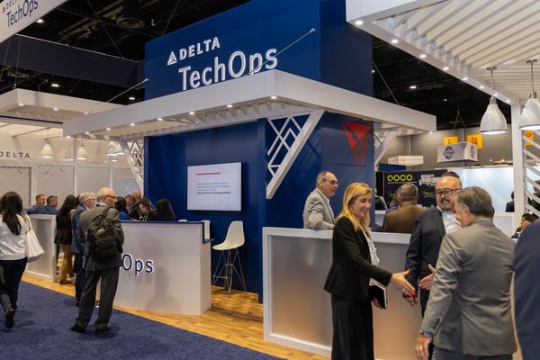 Delta TechOps shines in the Windy City at MRO Americas 2024 - Delta Air ...