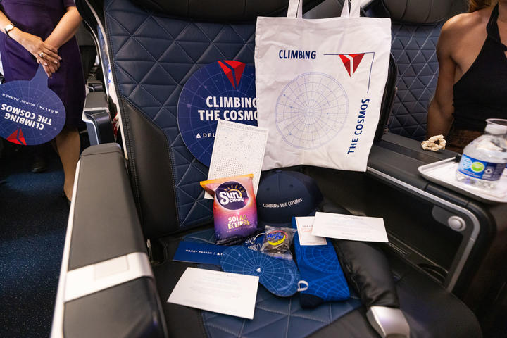 No ordinary flight: Customers and Delta people celebrate solar eclipse ...